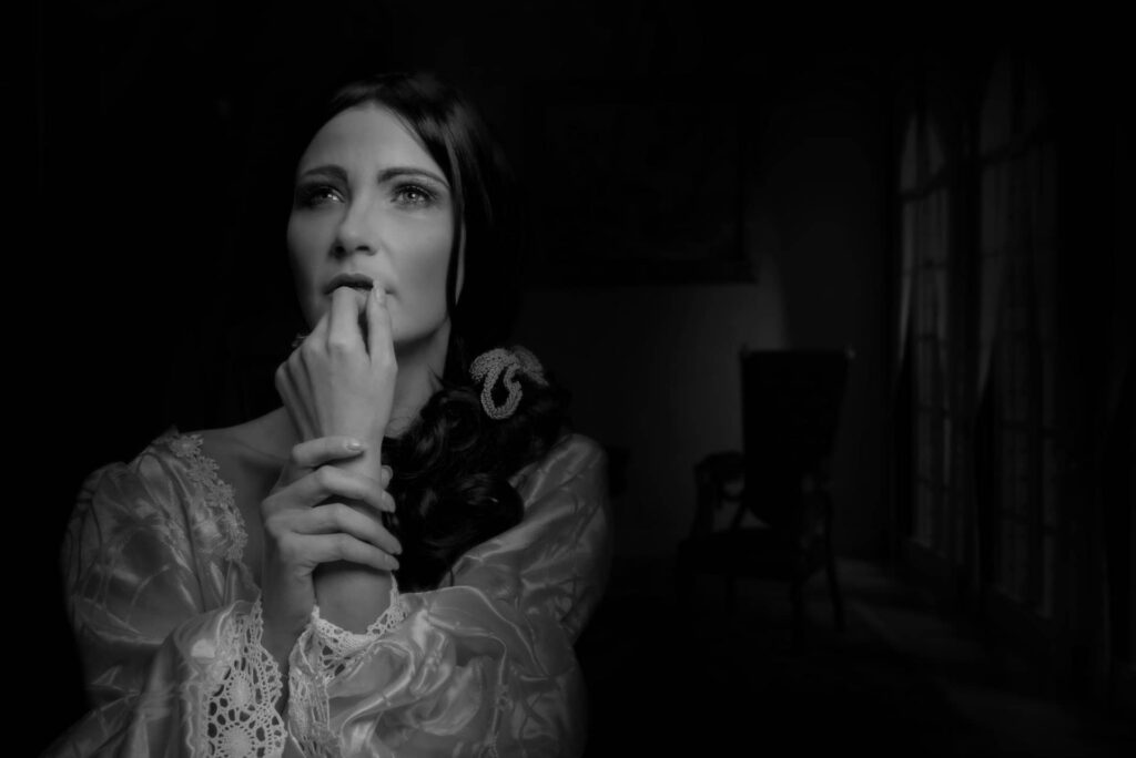 Horror And Romance In Films: The Perfect Marriage - House of Gamut